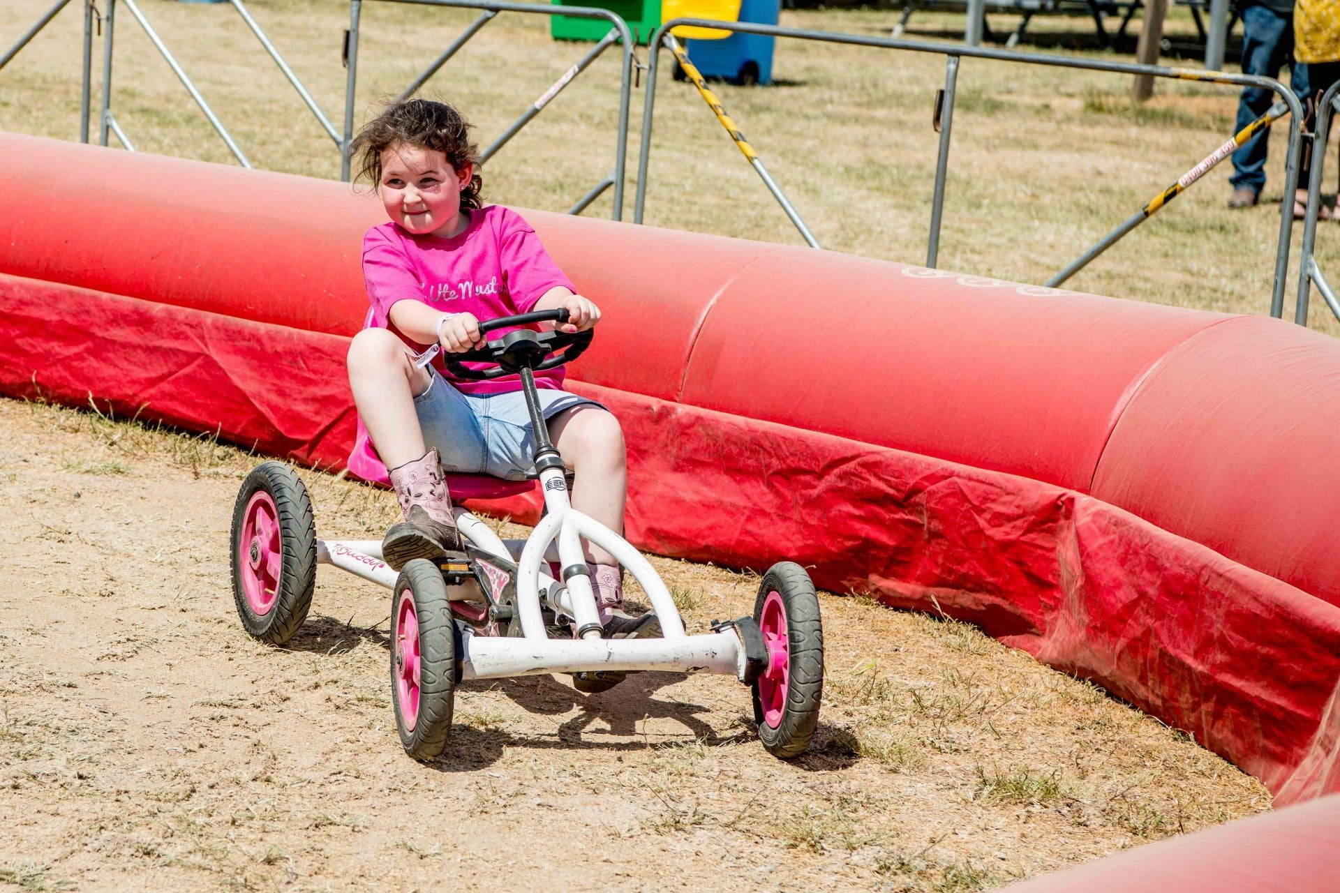PHOTOS - Deni Ute Muster