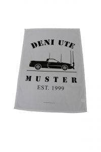 MERCH - Deni Ute Muster